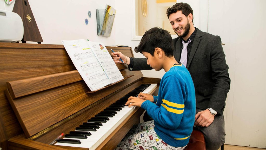 The 5 Benefits of learning the Piano - Melodica Music Center