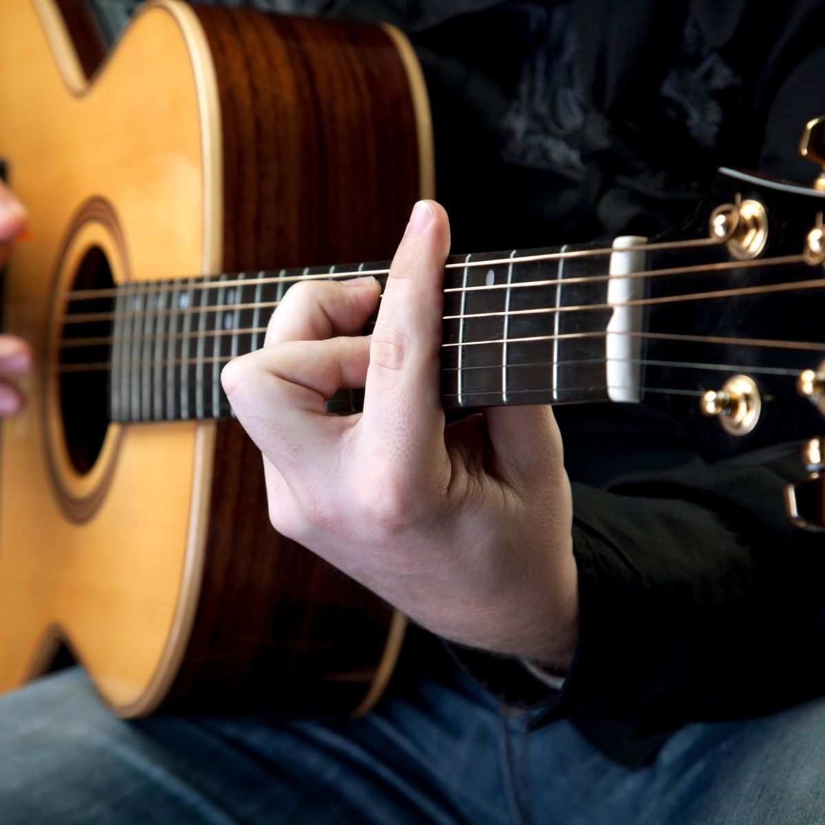 Learning Oud Styles on Guitar | Melodica Music Academy
